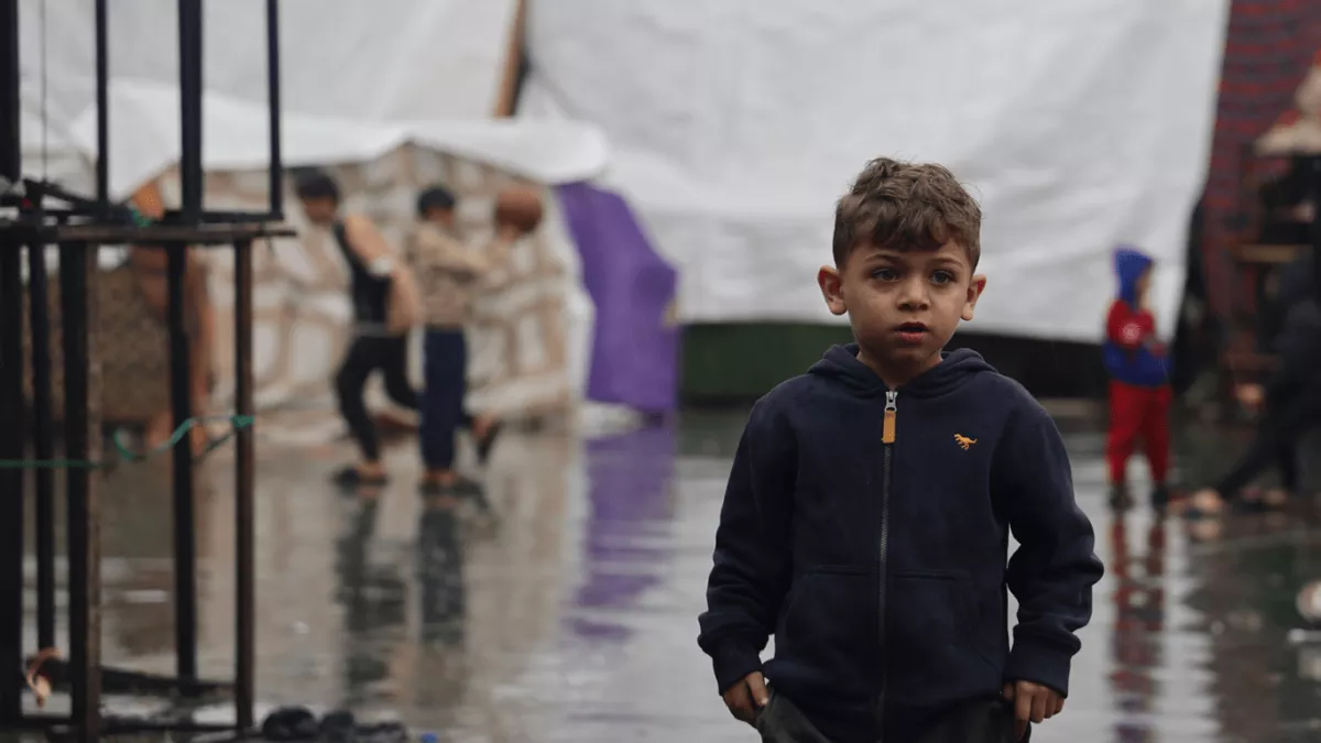 Stand with the children of Gaza | Donate now | Support UNICEF