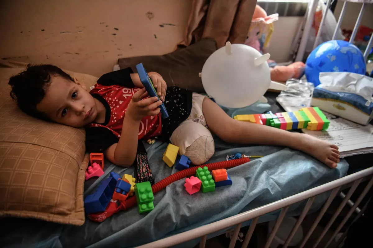 Help children in conflicts | UNICEF Global