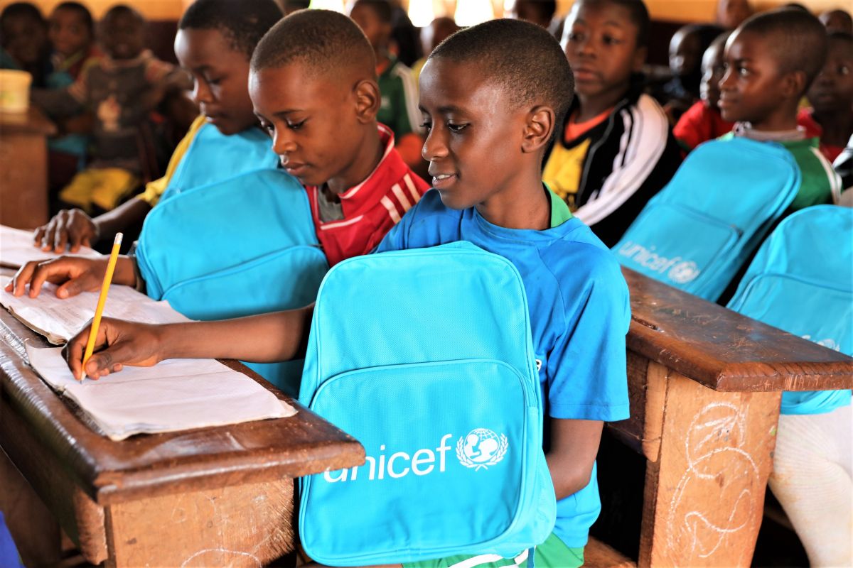 Support education | UNICEF Global