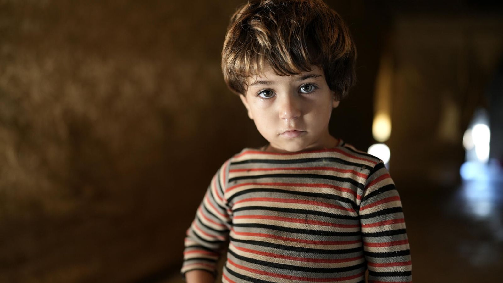 Help children live in extreme poverty | UNICEF Global