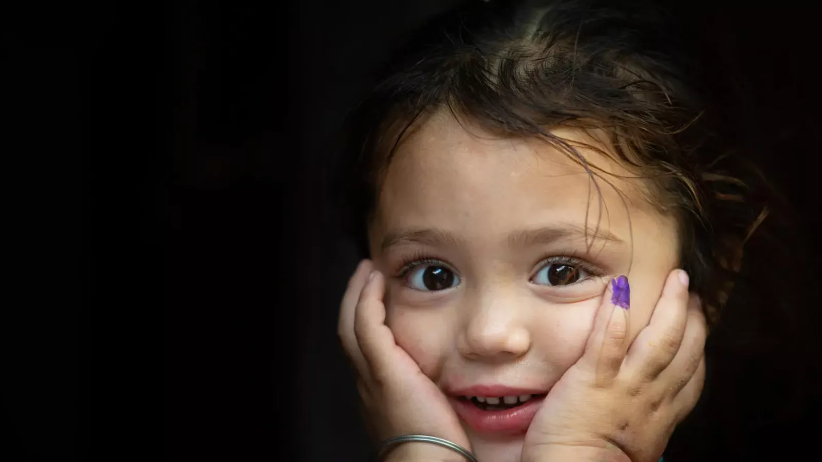 Support our work with a gift for vulnerable children | UNICEF Global