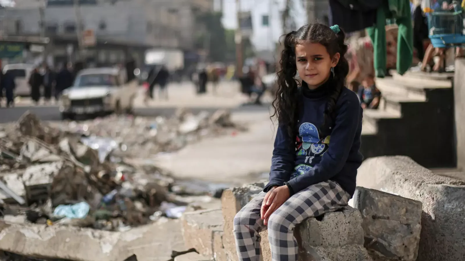 Don’t skip, stay a bit longer for children in crisis | UNICEF Global