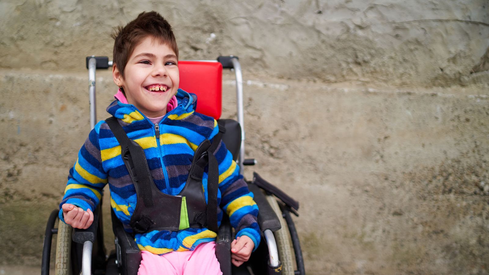 When children's lives are at risk, who will help them? | UNICEF Global